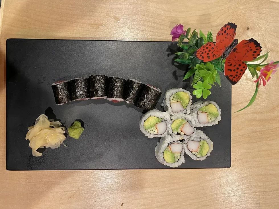 What is Sushi Wrapped In? Exploring Traditional and Modern Sushi ...